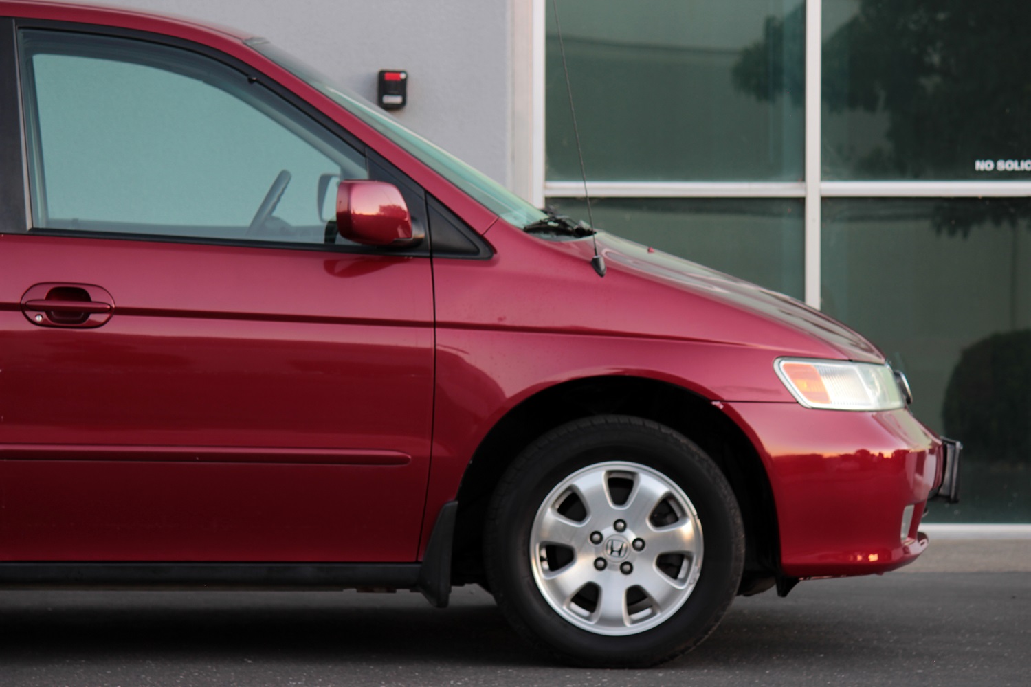 Prestige Motors - Pre-Owned 2002 Honda Odyssey EX for Sale