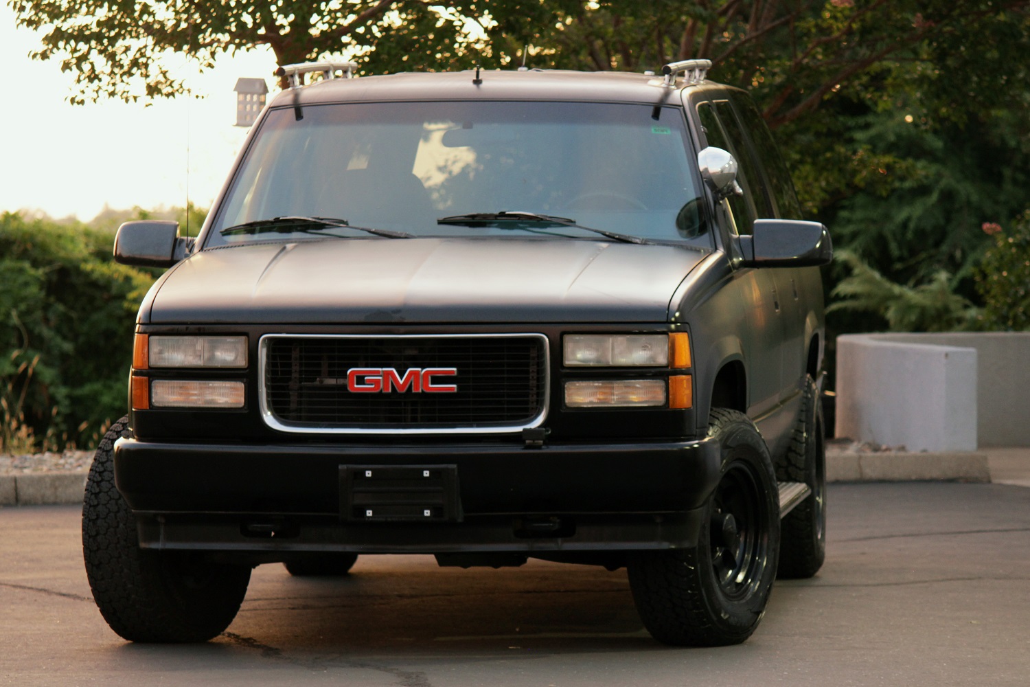 Prestige Motors - 1994 GMC Suburban 1500 for Sale in Sacramento