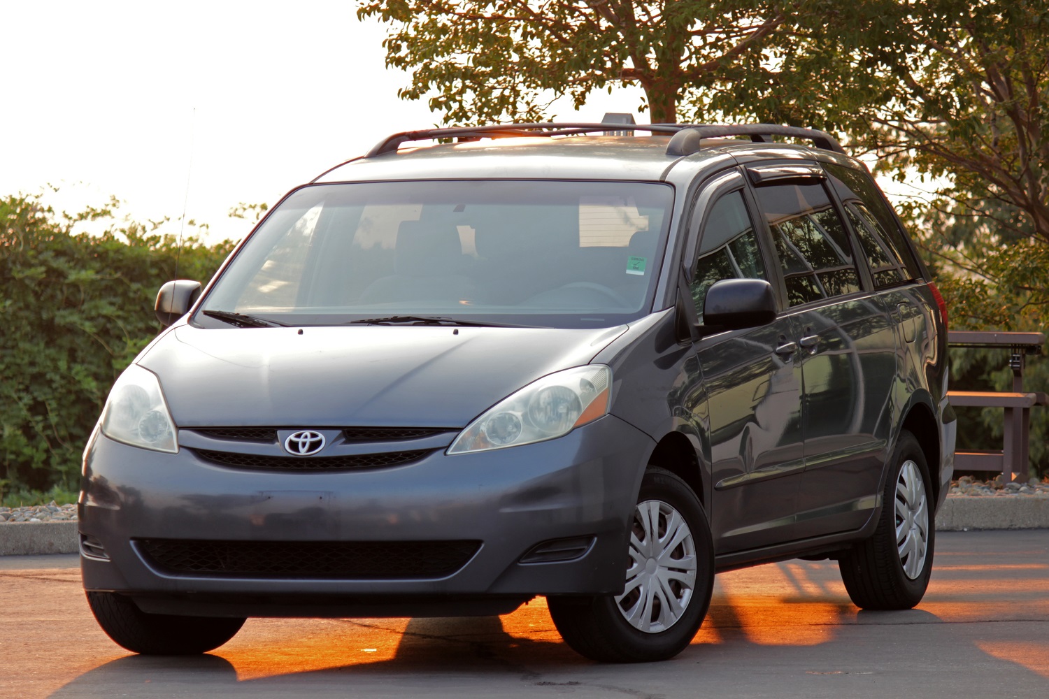 Prestige Motors - 2006 Toyota Sienna LE for Sale in Sacramento