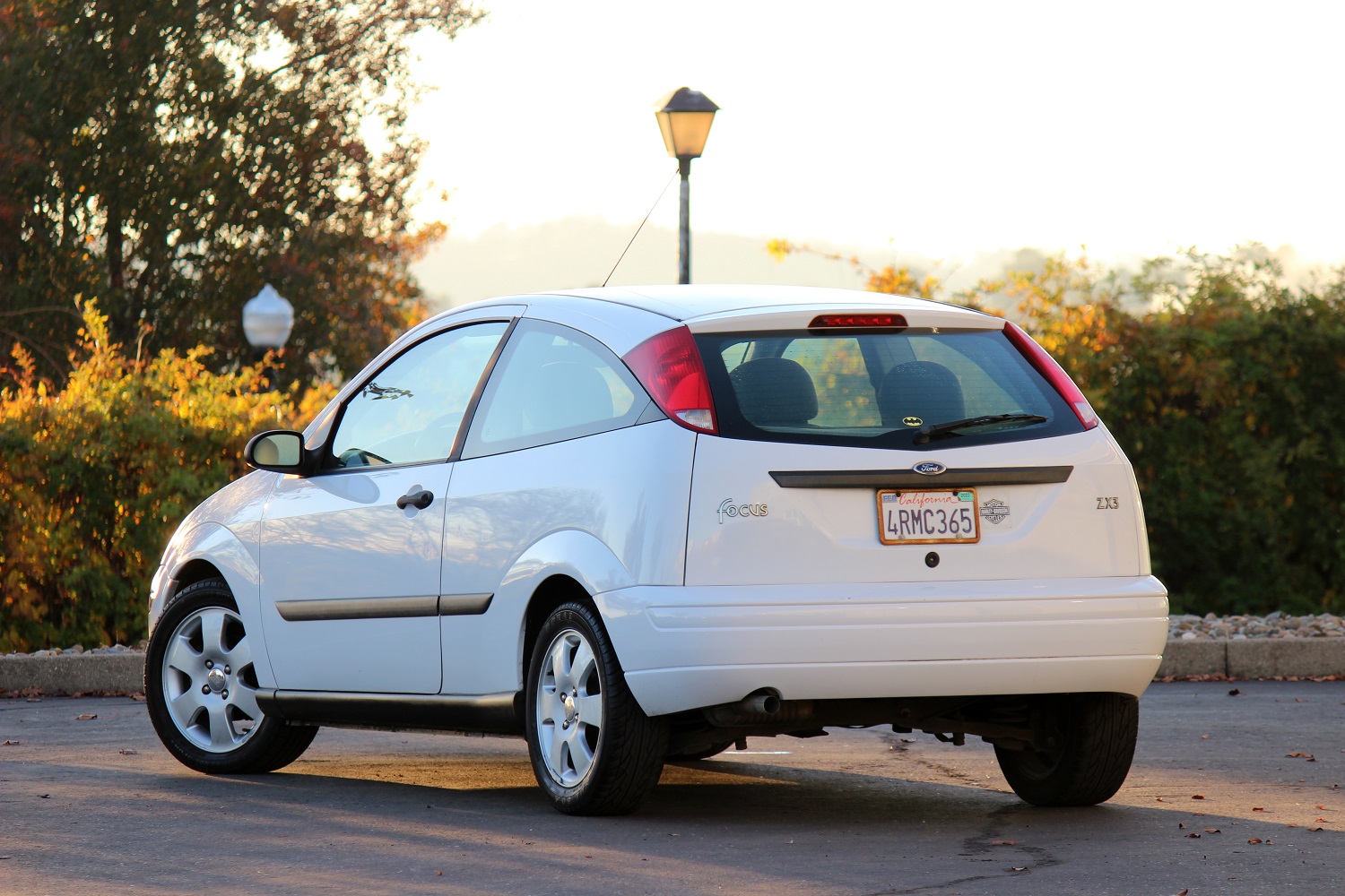 Prestige Motors - Pre-Owned 2001 Ford Focus ZX3 for Sale - Under $5K