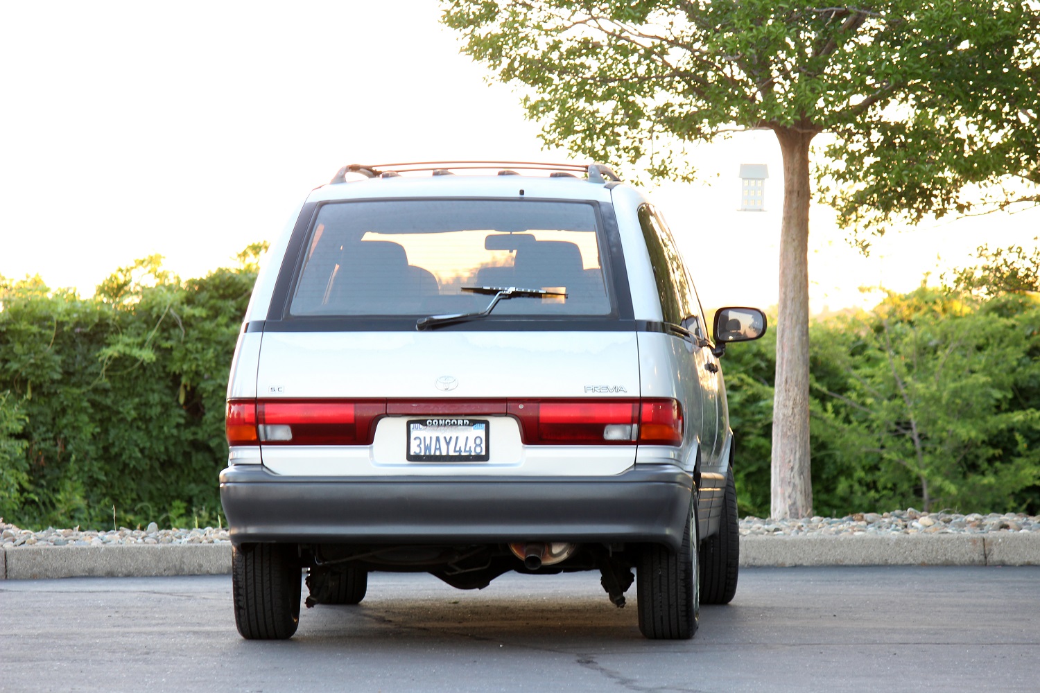 Prestige Motors - 1997 Toyota Previa DX Supercharged for Sale in Sacramento